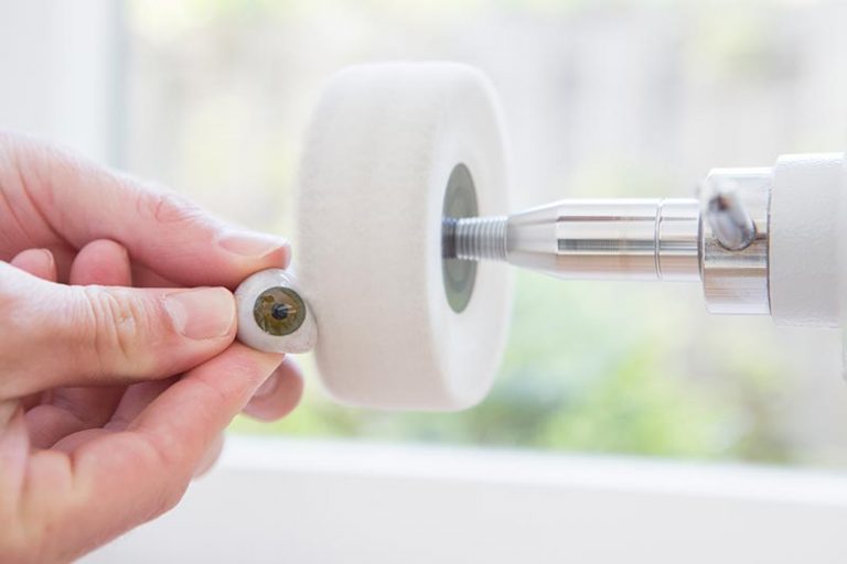 Oogprotheses | Haags Kunstogen Laboratorium