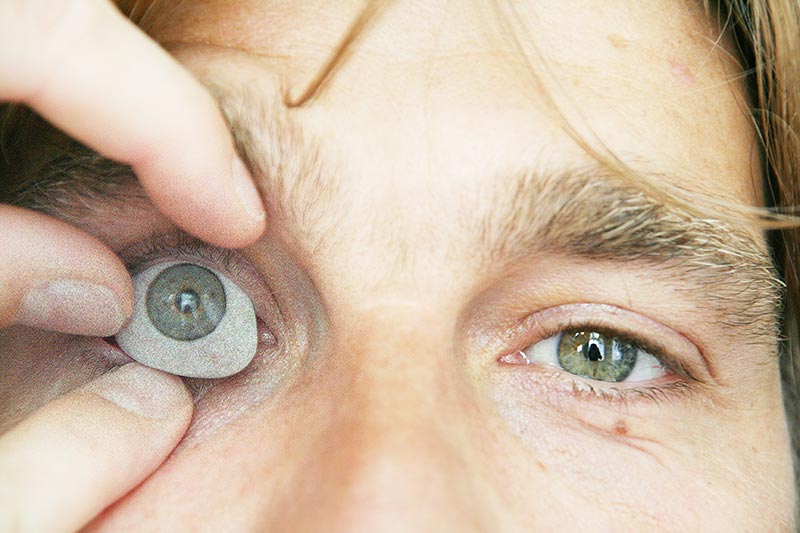 Verzorging | Haags Kunstogen Laboratorium