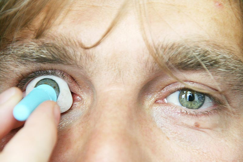 Verzorging | Haags Kunstogen Laboratorium